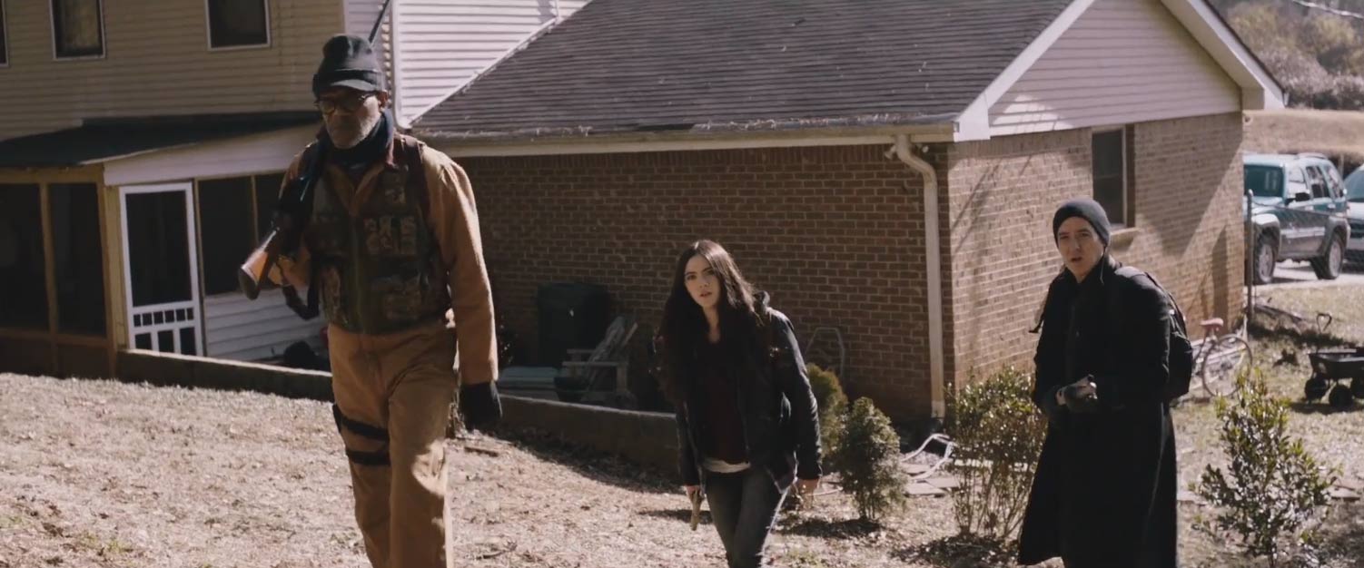 Unfortunately Stephen King’s ‘Cell’ is Really Missing Something (Review ...